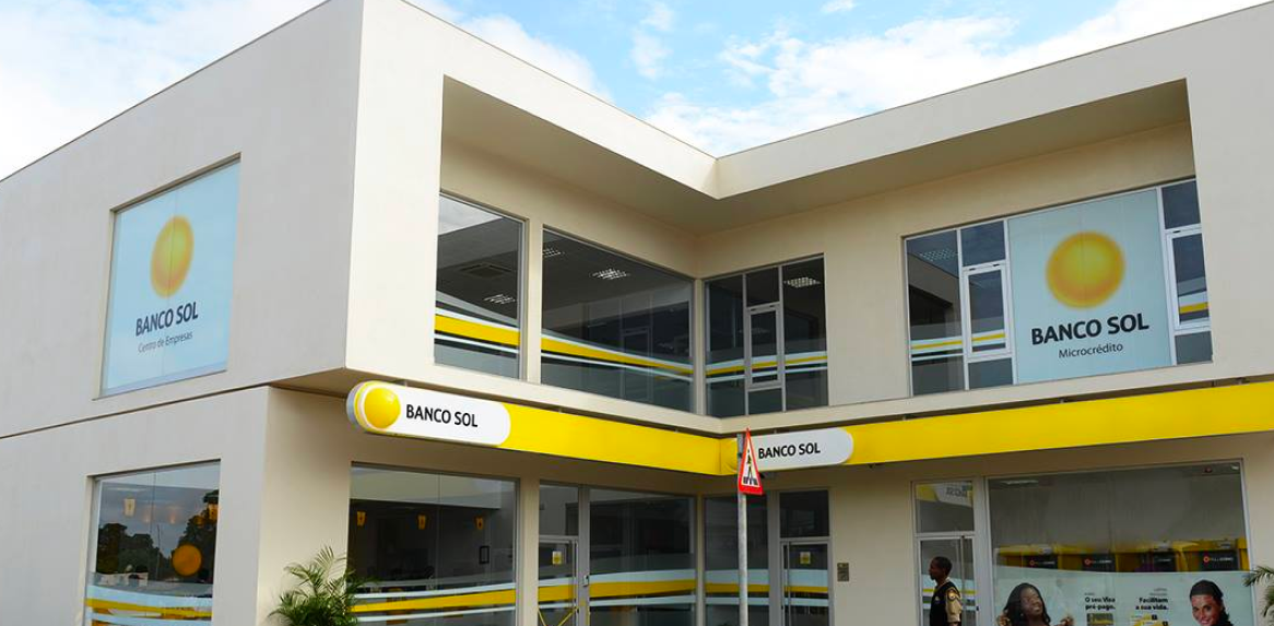 Institucional